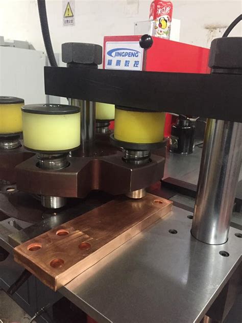 중국 멀티 스테이션 구리 Cnc 유압 Busbar 굽힘 기계 공급 업체 및 제조 업체 공장 직접 가격 Jingpeng