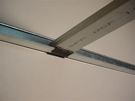 Clip Dassemblage 34 23 Pour Fourrure Spp Pai Spécialistes Ossatures