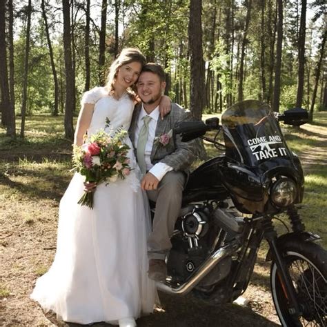 Lori Lorijplant Threads Say More