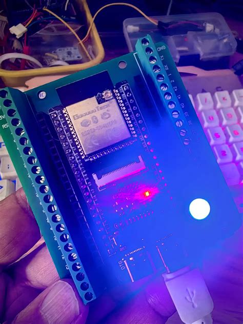 【花雕学编程】arduino动手做（232） Esp32 S3 N16r8 Cam使用esp32 S3 Gpio物联网开发板扩展板44pin Makelog造物记