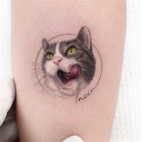 Simple Cat Face Tattoos