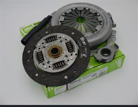 Комплект сцепления Valeo 828003/ LADA Priora, 2170, 2171, 2172, Kalina ...