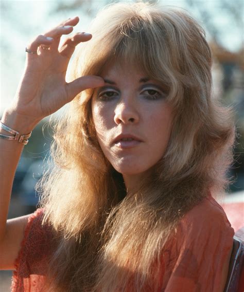 70 S Hippie Makeup Styles Mugeek Vidalondon