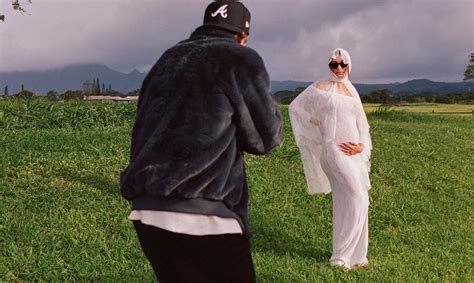 Hailey Bieber Is Pregnant See Pictures Of Her Sweet Bump Here