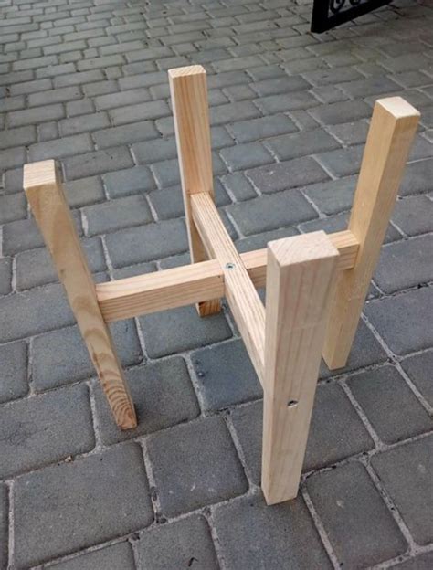 Підставка під бутель або вазон 290 грн Меблі для вітальні Ременів на Olx