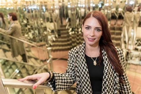 گوجه را ببوس نمایش آشپزی با ملکه پاستا نادیا کاترینا مونو کیست؟