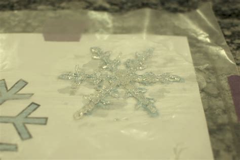 Simply Pinspirational DIY Hot Glue Snowflake Ornament