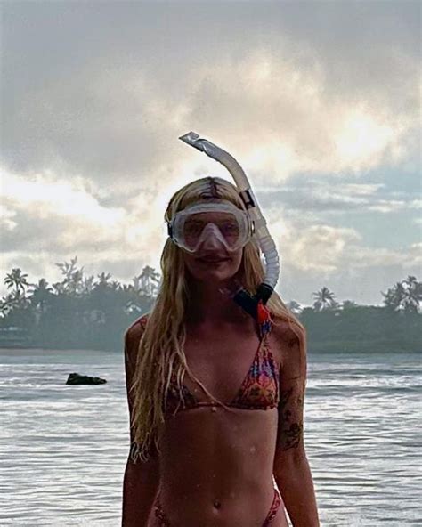 Charlie Sheen Denise Richards Daughter Sami 19 Turns Heads In