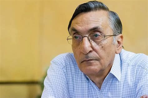 روزگار غریبِ نویسنده و مترجم سرشناس ایرانی در خانه سالمندان او به آلزایمر مبتلا شده