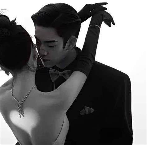 Pin By Tranh On Couple ️ Couple Poses Reference Pose Reference