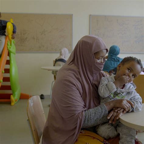 Video Shows Greece Abandoning Migrants At Sea The New York Times