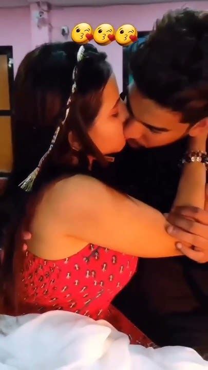 Kissing Video 💋 Gadar2 Kiss Subscribe Amishapatelsongs Simratkaur
