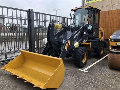 Compact Loader Factory 16 Ton Small Wheel Loader Lw160fv With 075cbm Bucket Capacity Popular
