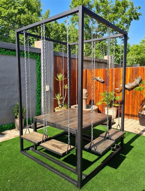 The Swing Table