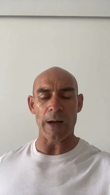 Vídeos Personalizados De Famosos Memmo Me