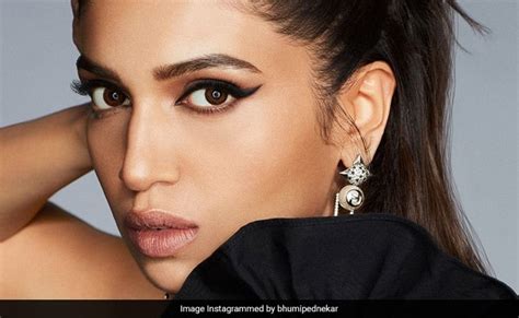 Neutral Makeup Look Winged Liner Saubhaya Makeup