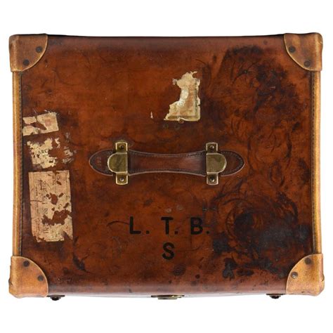 Good 1930s Leather Luggage Travel Trunk For Sale At 1stdibs