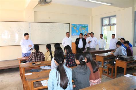 ပညာရေးဝန်ကြီးဌာန ဒုတိယဝန်ကြီး ဒေါက်တာဇော်မြင့် မကွေးတက္ကသိုလ်ရှိ ကျောင်းသား၊ ကျောင်းသူများ ပညာသင