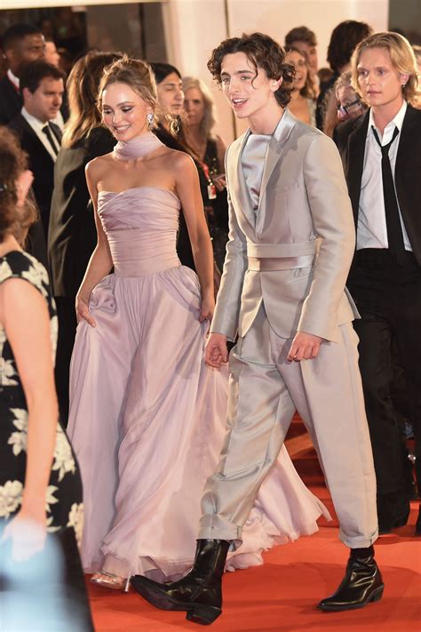 Lily Rose Depp Et Timothée Chalamet Couple Star De La Mostra De Venise Vogue France