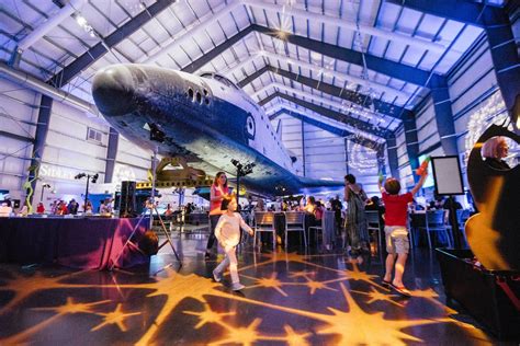 California Science Center Outdoor Space In Los Angeles Ca The Vendry