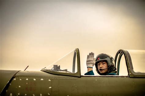 飞行学员，帅！澎湃号·媒体澎湃新闻 The Paper