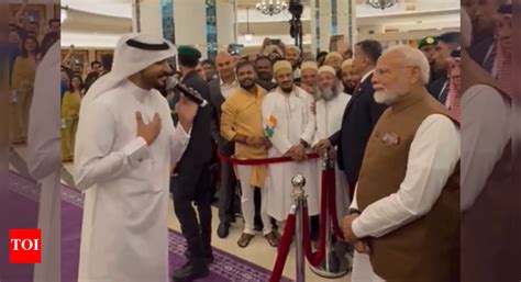 Watch Saudi Singer Welcomes Pm Modi To Jeddah With Ae Watan Song