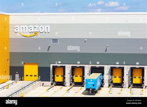 Amazon Warehouse Logistics