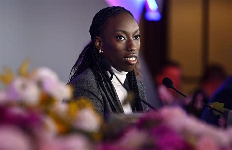 Paola Egonu Quando La Toppa Peggio Del Buco