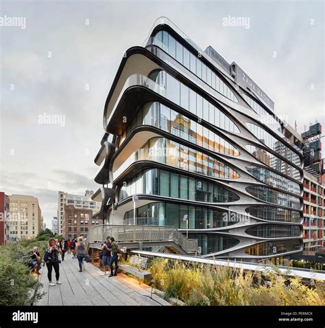 Exterior Facade With View Of The High Line 520 West 28th Street New