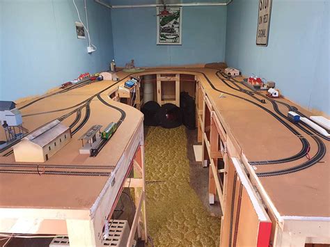 Model Train Rooms Club Chronicles Otow Model Railroaders Club On