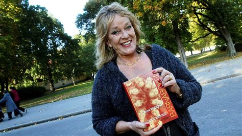 Författaren Anna Wahlgren är Död