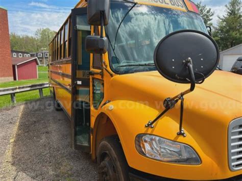 2010 Freightliner B2 Bus Chassis In Marietta Oh Usa