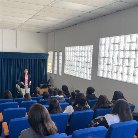 Facultad De Ingeniería Pucv Impulsa Interés En Ciencia Y Tecnología Con