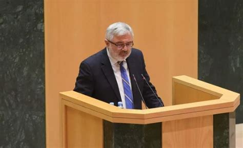 „ძალაში შესული რომელი განაჩენი ედო ვინმეს მაგიდაზე როდესაც ხაზარაძე ჯაფარიძის ანგარიშები