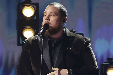 Luke Combs And Tracy Chapman Perform Duet Of Fast Car At 2024 Grammy
