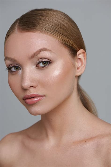 Glowy Summer Skin Makeup Dewy Skin Makeup Eyeliner Looks Skin Makeup