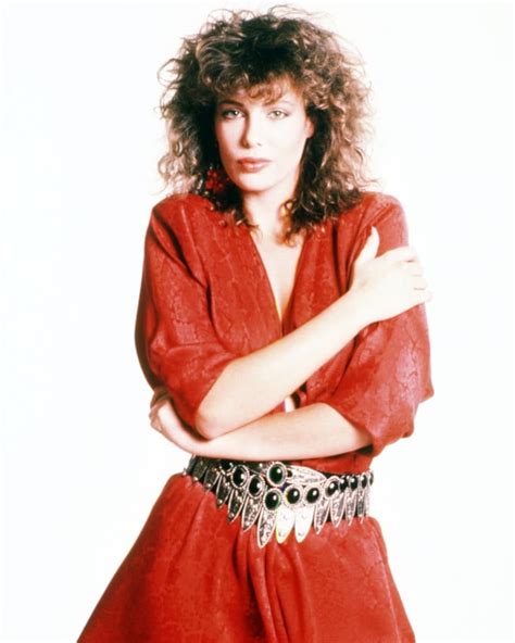 Poster Fam Kelly Lebrock Classic Hollywood Woman In Red 24 X 36