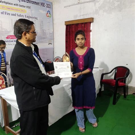 Taanisha Mukhopadhyay On Linkedin Felicitation By Dr Rabindranath