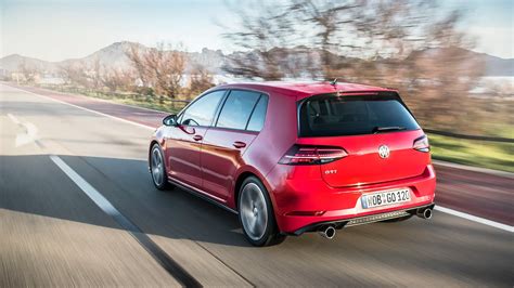 2017 Volkswagen Golf Gti R Pricing And Specs Three Door Gti Returns