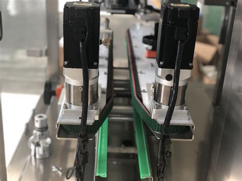 자동 단일 헤드 스크류 캡핑 기계