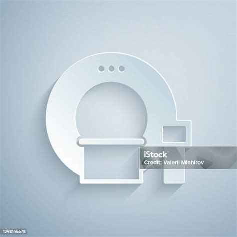 회색 배경에 격리 된 종이 컷 단층 촬영 아이콘 의료 스캐너 방사선 진단 방사선학 자기 공명 치료 종이 아트 스타일입니다 벡터 일러스트레이션 3차원 형태에 대한 스톡 벡터