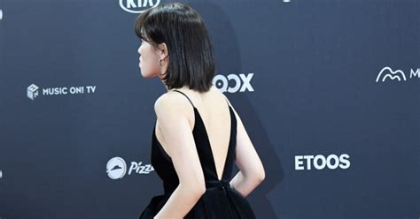 [포토] 김소현 파격적인 반전 뒤태