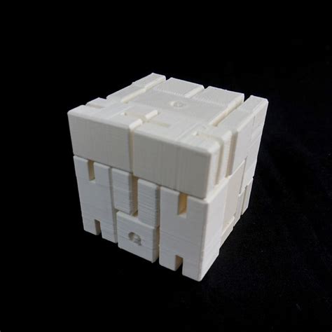 3d Printable Small Cube Robot By Menanteau Nicolas