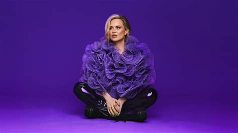 Man ‘removed From The Audience Of Joanne Mcnally Gig After Being Caught In A Sex Act Goss Ie