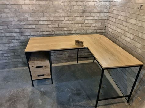 Купить Стол письменный угловой, массив дуба LOFT TABLE L-09 | Мебель в ...