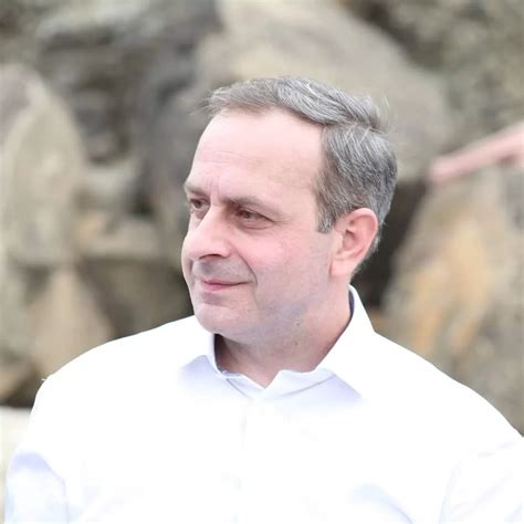 განათლების მინისტრად იმ ამილახვარს ნიშნავენ შადრევანის ტრაგედია გარდაცვლილს რომ დააბრალა გუგავა