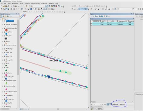 Arcgis Desktop Features Show On Data View But Not In Attribute Table