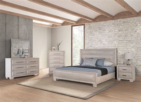 Furniture Of America Chemnitz 5 Pc Queen Bedroom Set W Chest In Wh