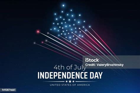 7월 4일 미국 독립기념일 배너 어두운 하늘 배경에 미국의 화려한 불꽃놀이가 있는 템플릿 불꽃놀이 미국 국기 7월 4일 미국 국경일 벡터 그림 포스터 0명에 대한 스톡 벡터