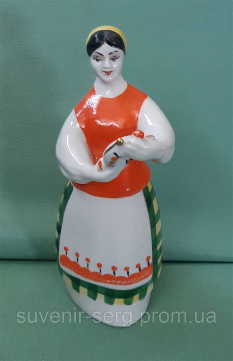 Порцелянова статуетка Дівчина з куманцем Полонне СРСР ціна 800